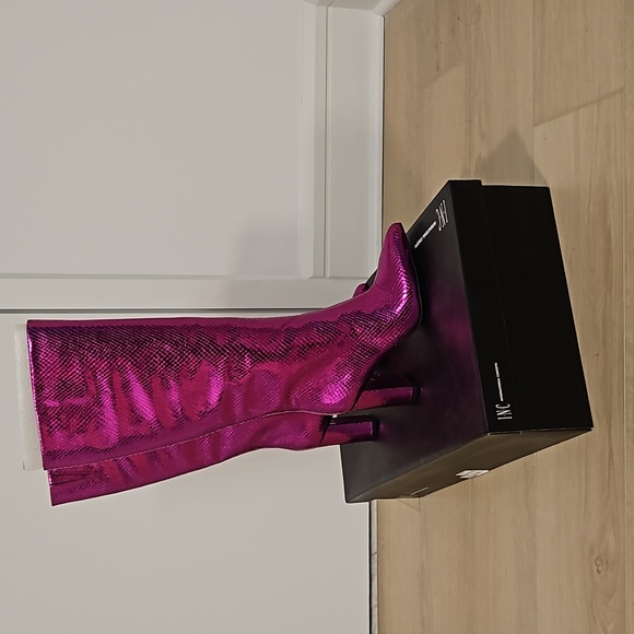 INC International Concepts | Shoes | Inc Berry Pink Metallic Snakeskin ...